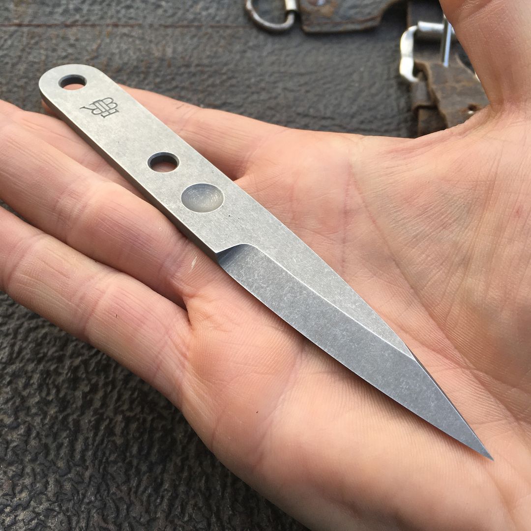 6" OSS Thumb daggers ===--- | BladeForums.com