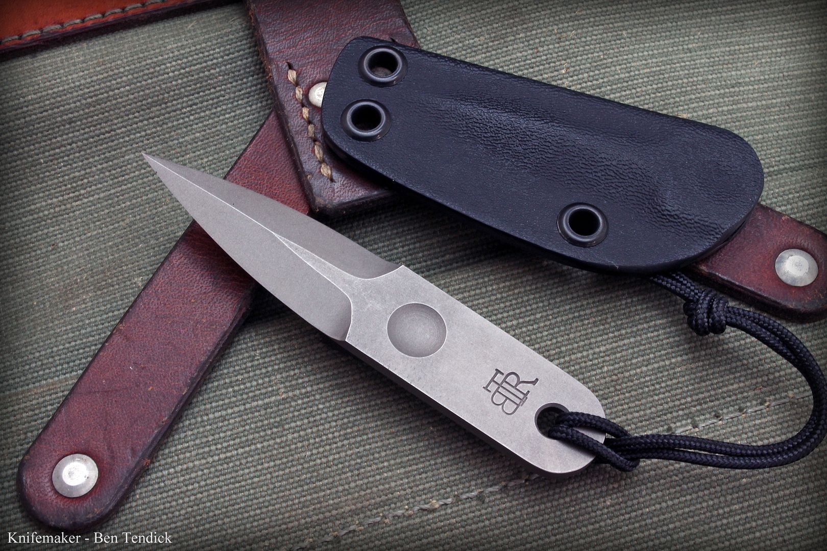 OSS style thumb daggers 4" and 6" {S30v} ===--- | BladeForums.com