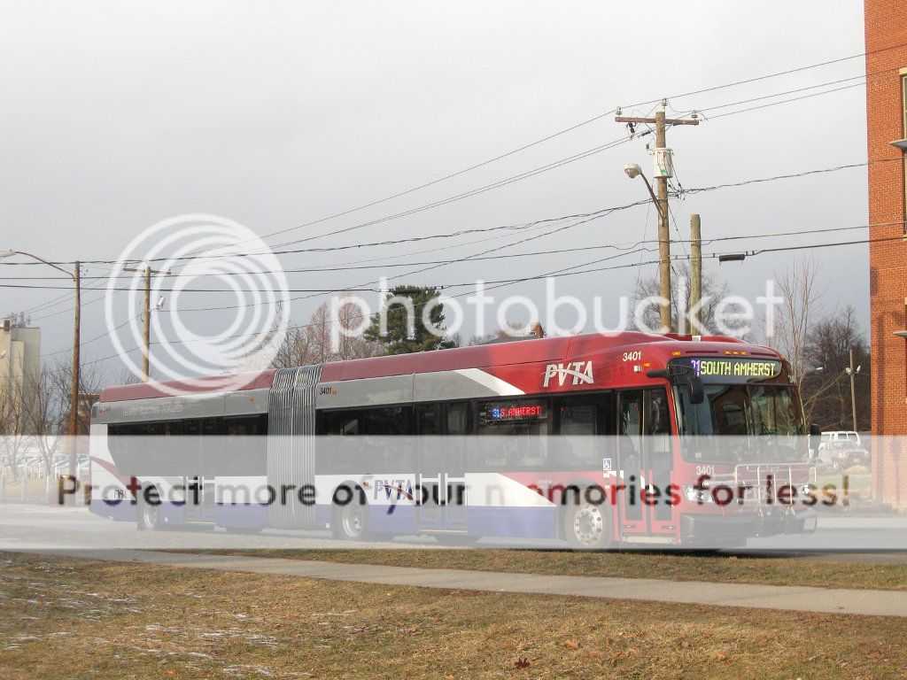 Articulated buses UMass Amherst (Pioneer Valley Transit Authority ...